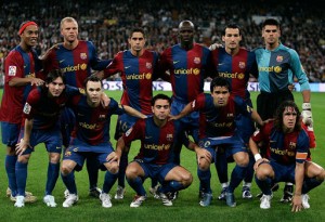 Ayaktakiler Oturanlar | Barcelona 2002-2003